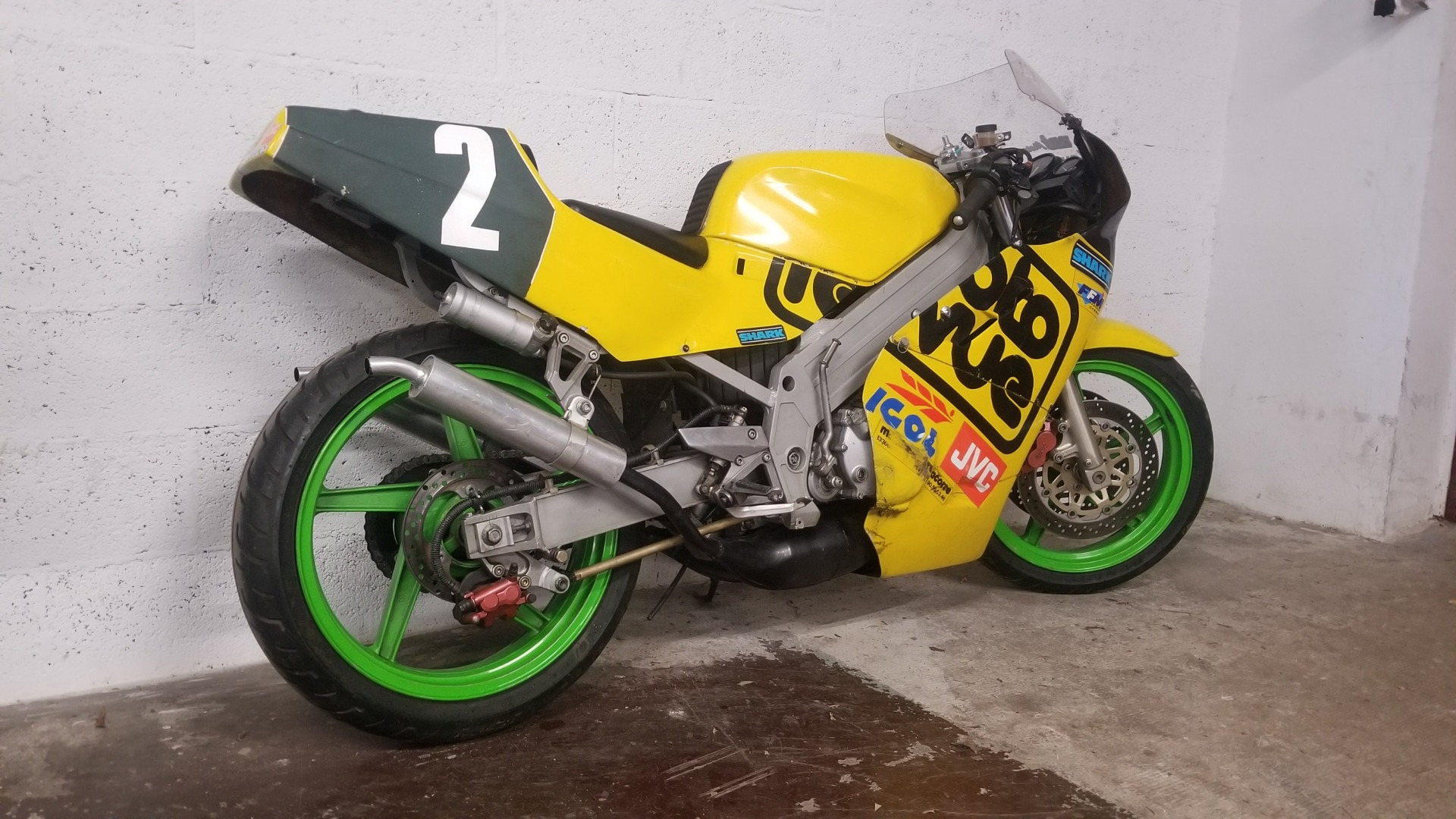 Moto depot : Motos d’occasion collection kawasaki, KR1S 250 KAWASKI MOTO REVUE